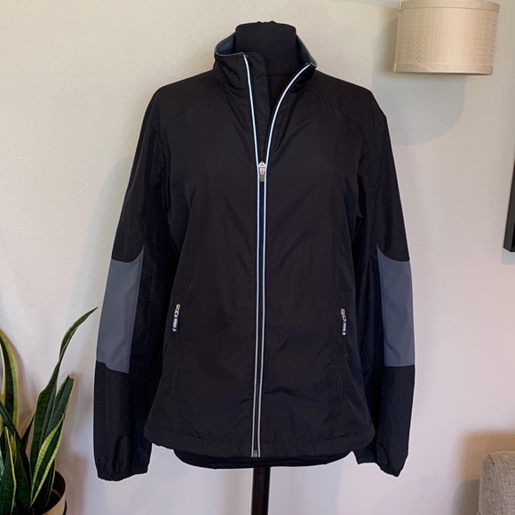 ALO Yoga | Jackets & Coats | Alo Yoga Black And Gray Ski Jacket | Poshmark